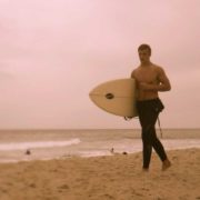 Qui est Alexander Ogilvy ? Le surfeur de la famille royale britannique ...