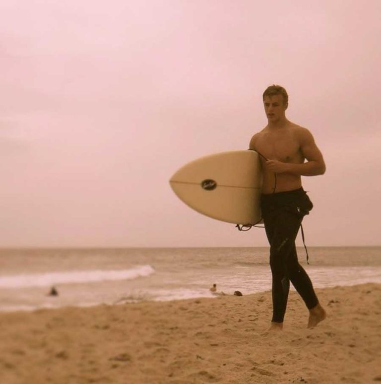 Qui est Alexander Ogilvy ? Le surfeur de la famille royale britannique ...