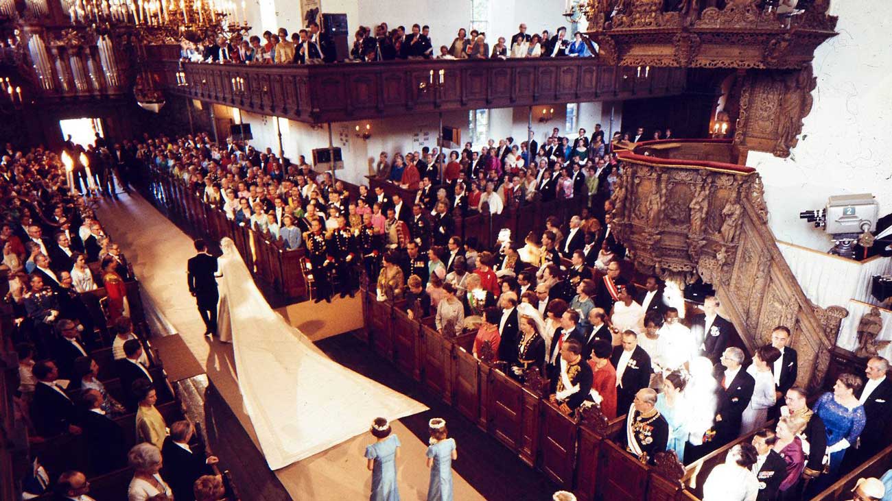 Célébration des 400 ans de l’église de Holmen en présence de la reine ...