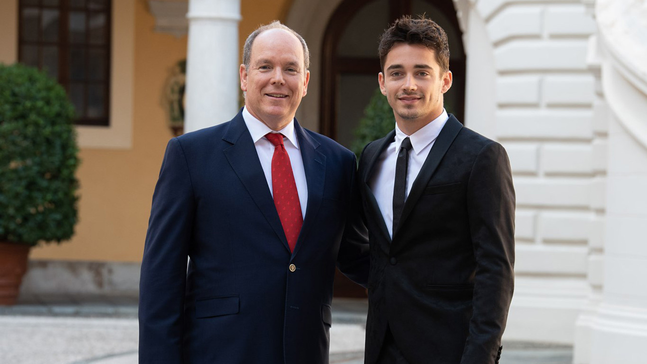 Albert de Monaco reçoit le pilote de F1 Charles Leclerc au palais