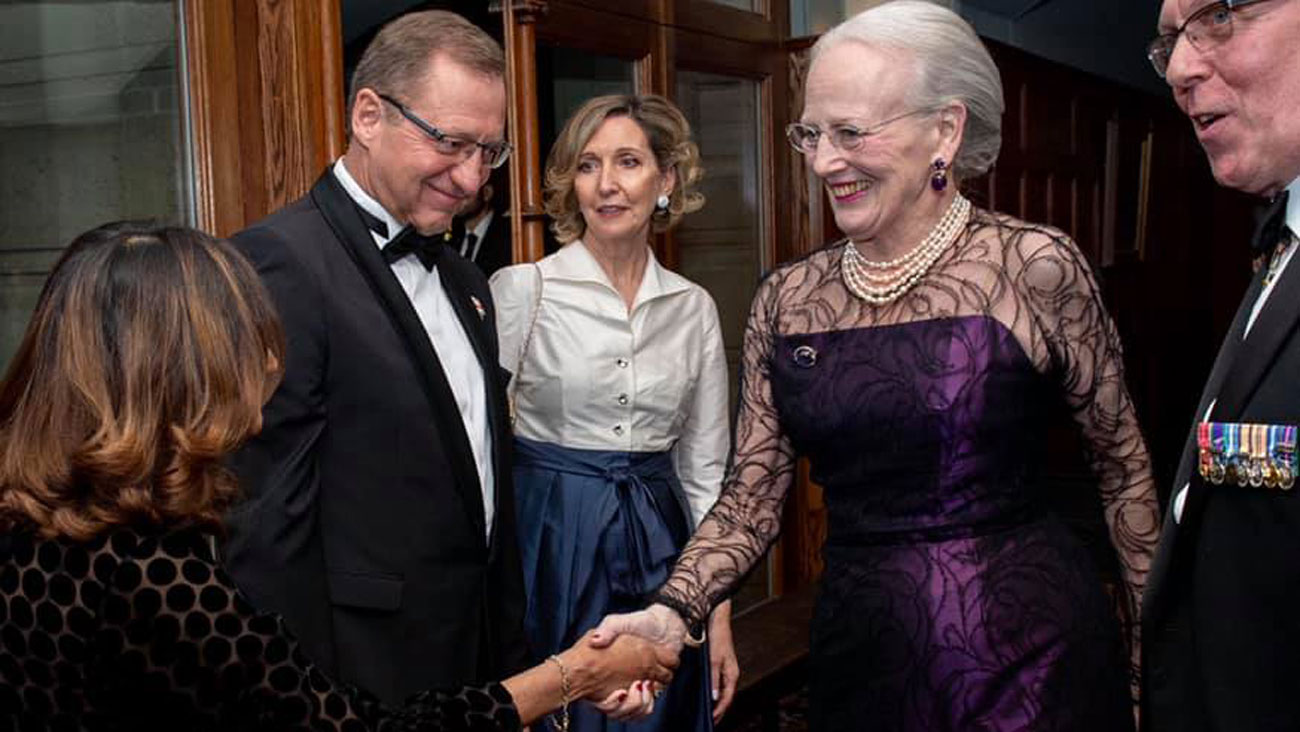 Margrethe de Danemark et la duchesse de Gloucester à la soirée de gala ...