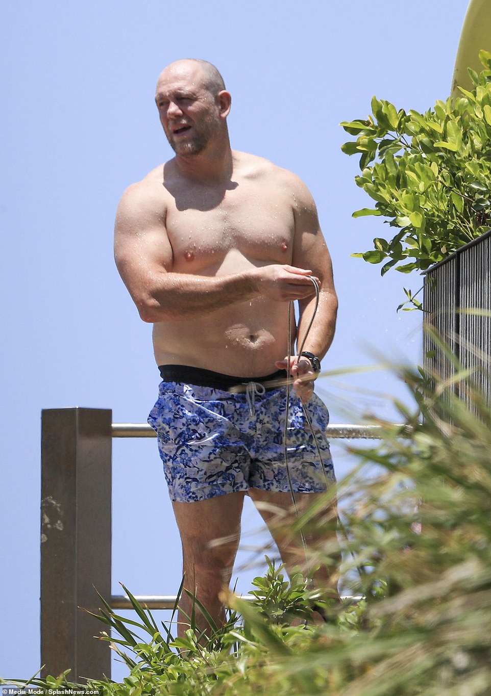 Zara, Mike, Mia et Lena Tindall à la plage en Australie pour la ...
