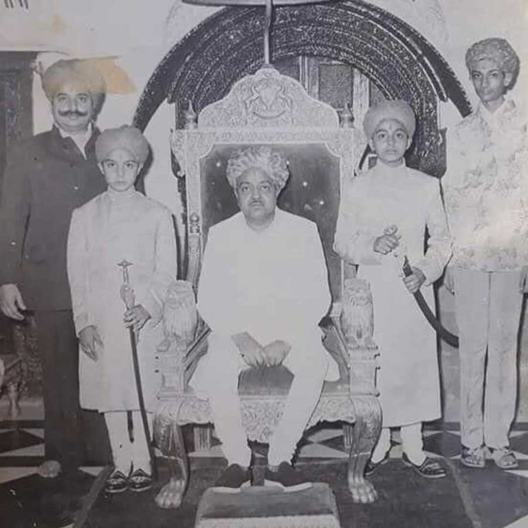 Le prince Manvendra et son époux DeAndre : l'histoire d'amour du ...