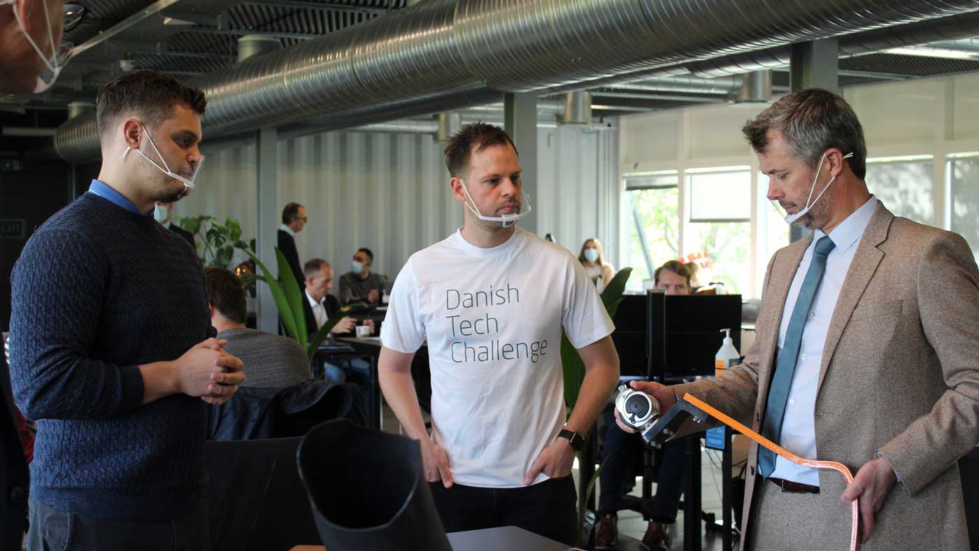 Frederik de Danemark rend visite à l'incubateur Danish Tech Challenge