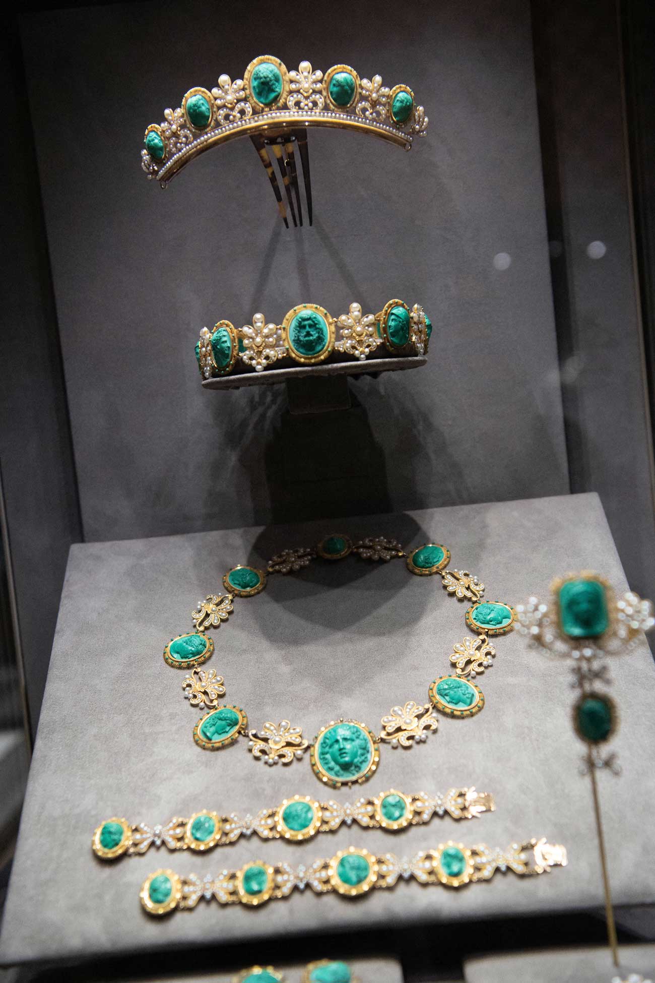 Le prince Joachim et la princesse Yasmine dans l'univers Chaumet de ...