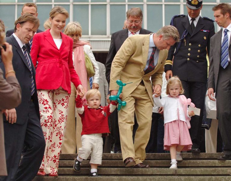 Gabriel de Belgique a 18 ans : le fils ainé du roi Philippe en 18 photos