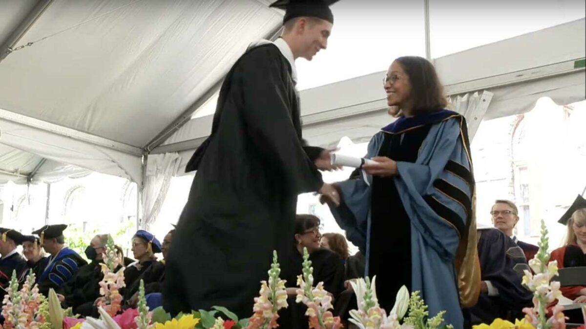 Le prince Constantine Alexios de Grèce diplômé de Georgetown