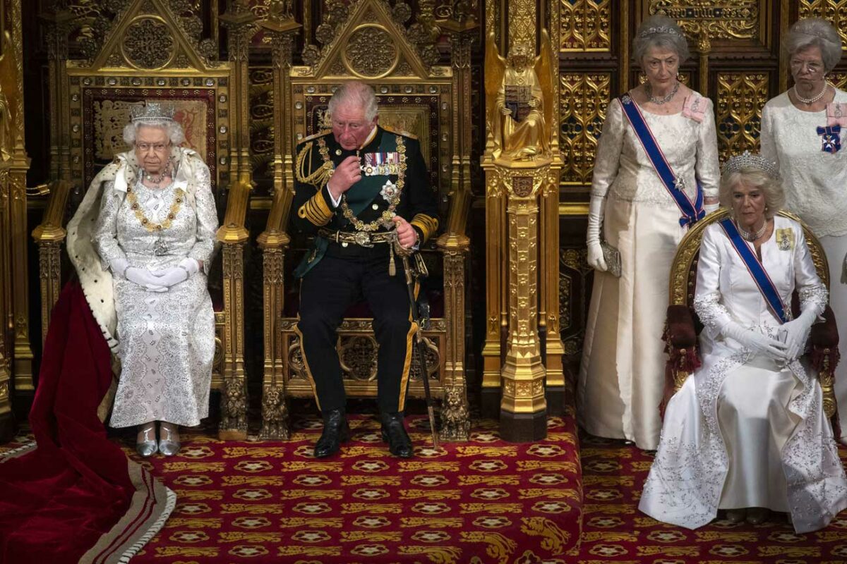 La reine Elizabeth II n'ouvrira pas le parlement pour la première fois ...