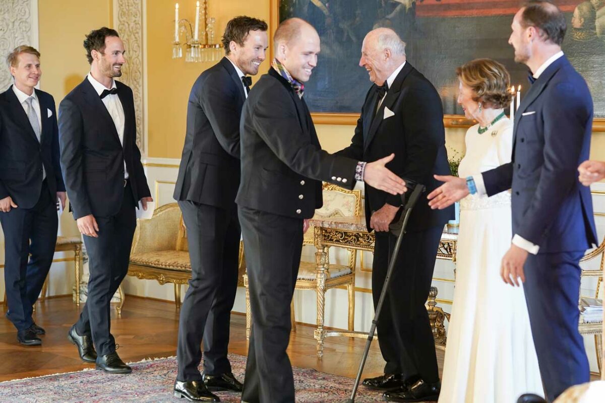Den norske kongefamilien hyller de olympiske mesterne under en middag i ...