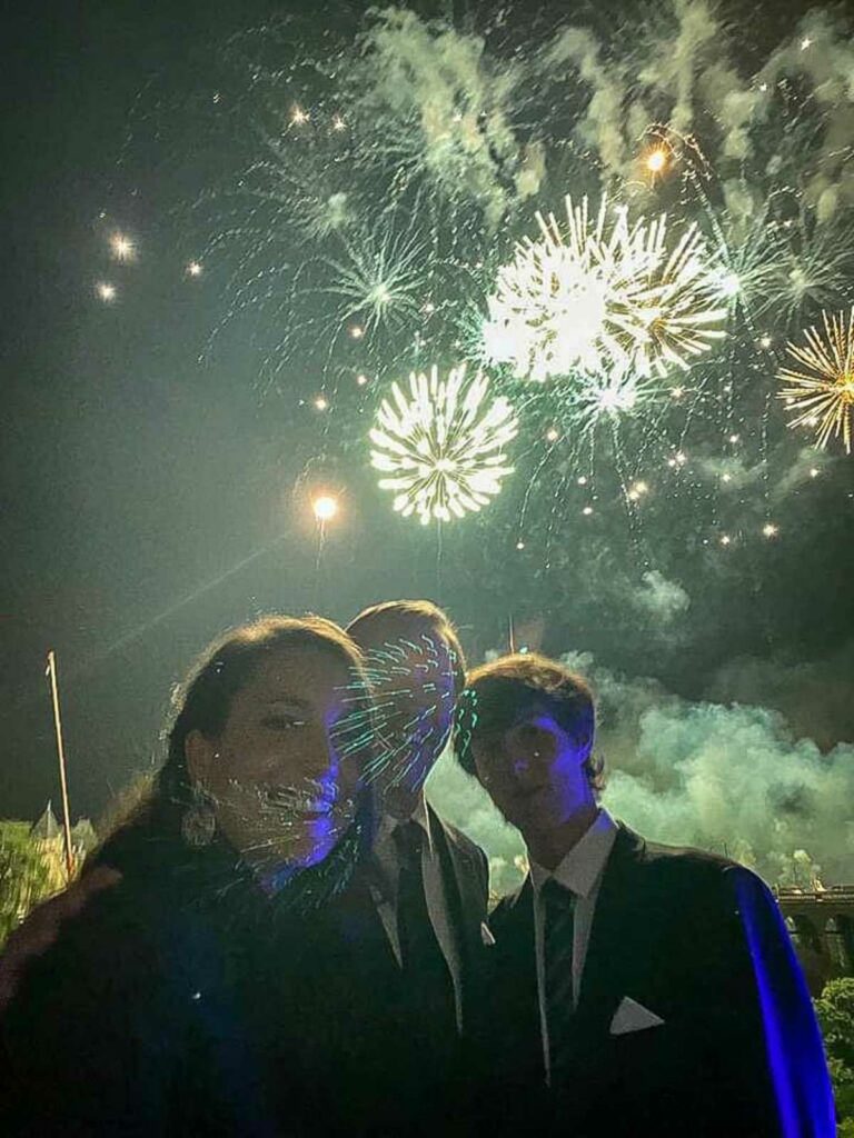 Le prince Gabriel de Nassau prend part aux célébrations de la fête ...