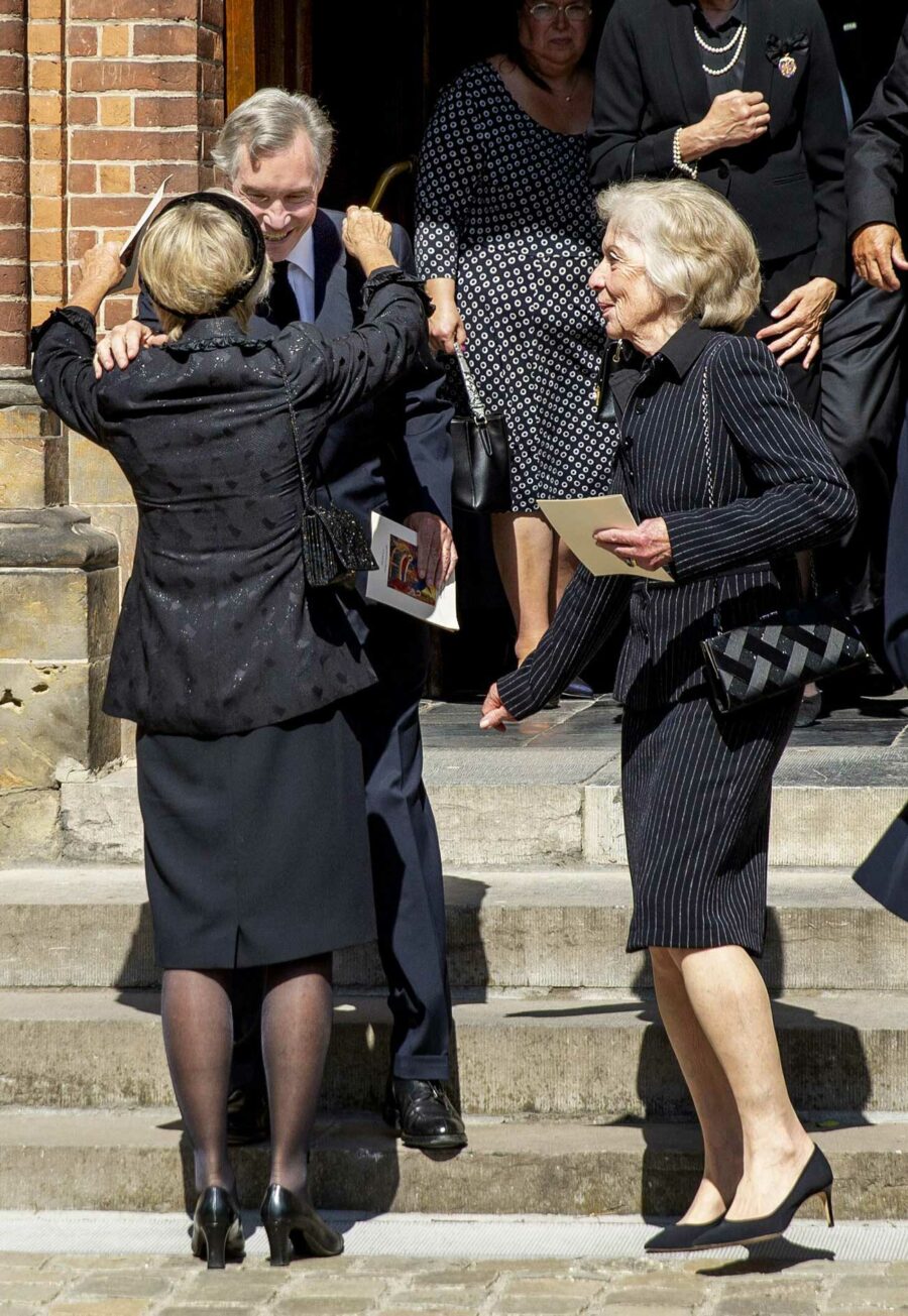 La famille de Ligne et la famille grand-ducale aux funérailles du ...