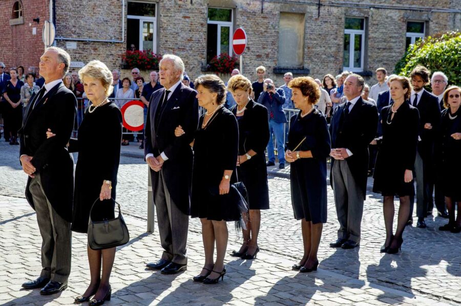 La famille de Ligne et la famille grand-ducale aux funérailles du ...