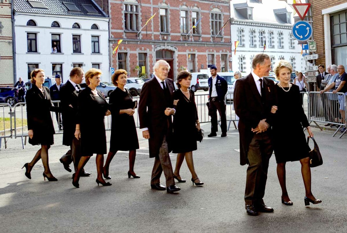 La famille de Ligne et la famille grand-ducale aux funérailles du ...
