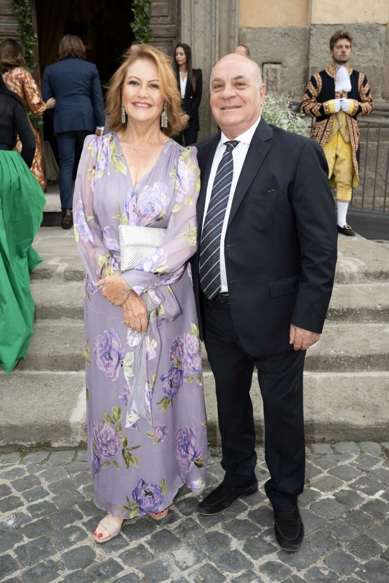 Le mariage de la princesse Giacinta Ruspoli en présence d'invités ...