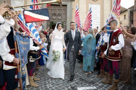 Le mariage de la princesse Giacinta Ruspoli en présence d'invités ...