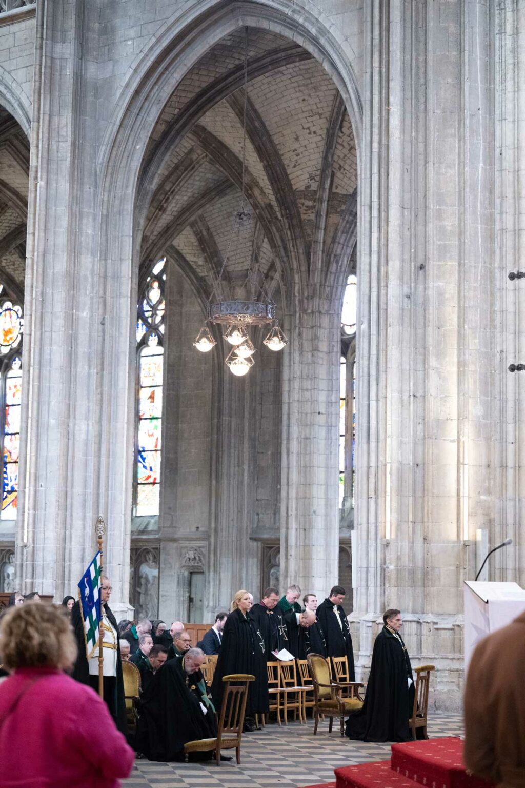 Cérémonie d'investiture de l'ordre de Saint Lazare à la cathédrale d'Orléans par le grand maître ...