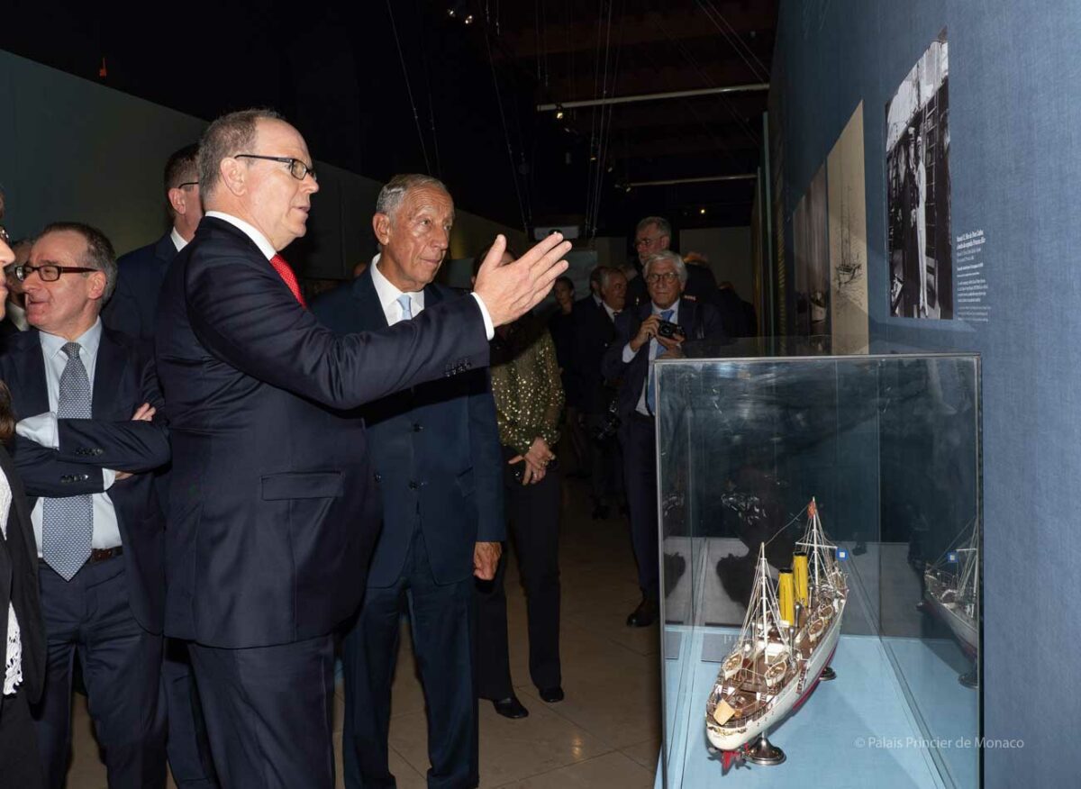 Le prince Albert II déjeune avec le roi Felipe à Madrid après son ...