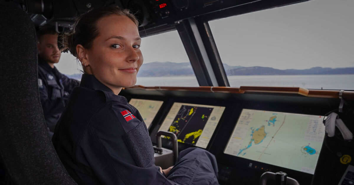 La princesse Ingrid Alexandra visite la Brigade Nord : la princesse ...