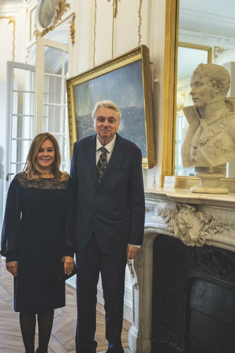 Le prince et la princesse Murat au château de Bois-Préau qui consacre ...