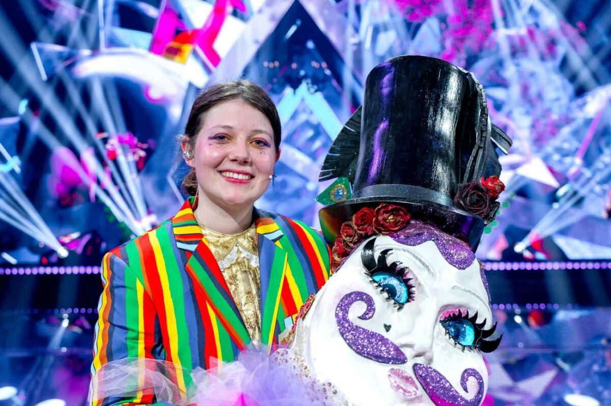 La petite-fille du roi de Norvège démasquée dans Mask Singer