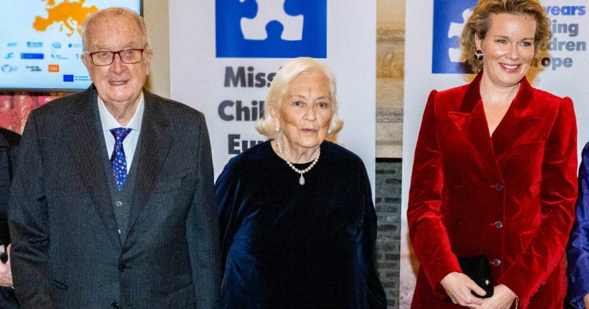 La reine Mathilde et la reine Paola en velours au gala de Missing ...