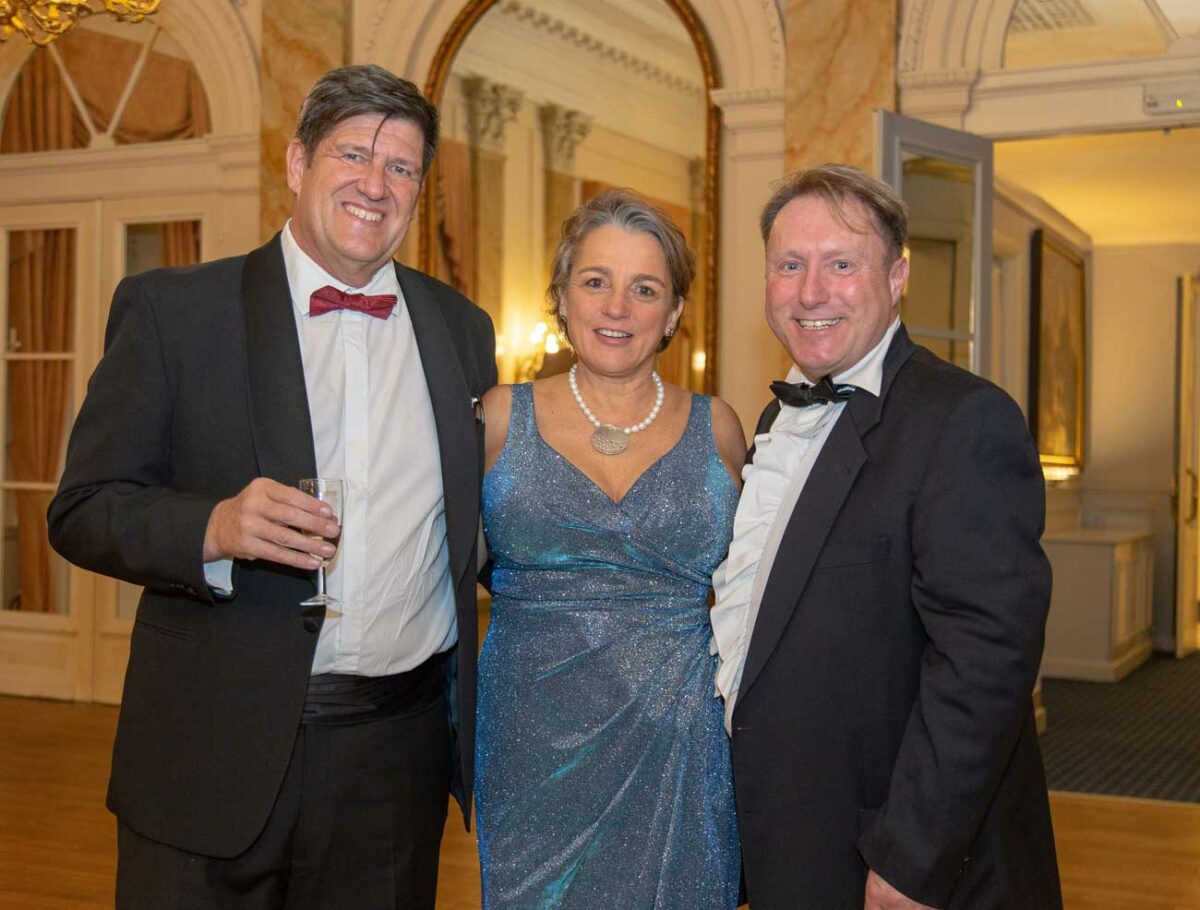 La princesse Léa de Belgique au gala de l'ordre de Saint-Gabriel au ...