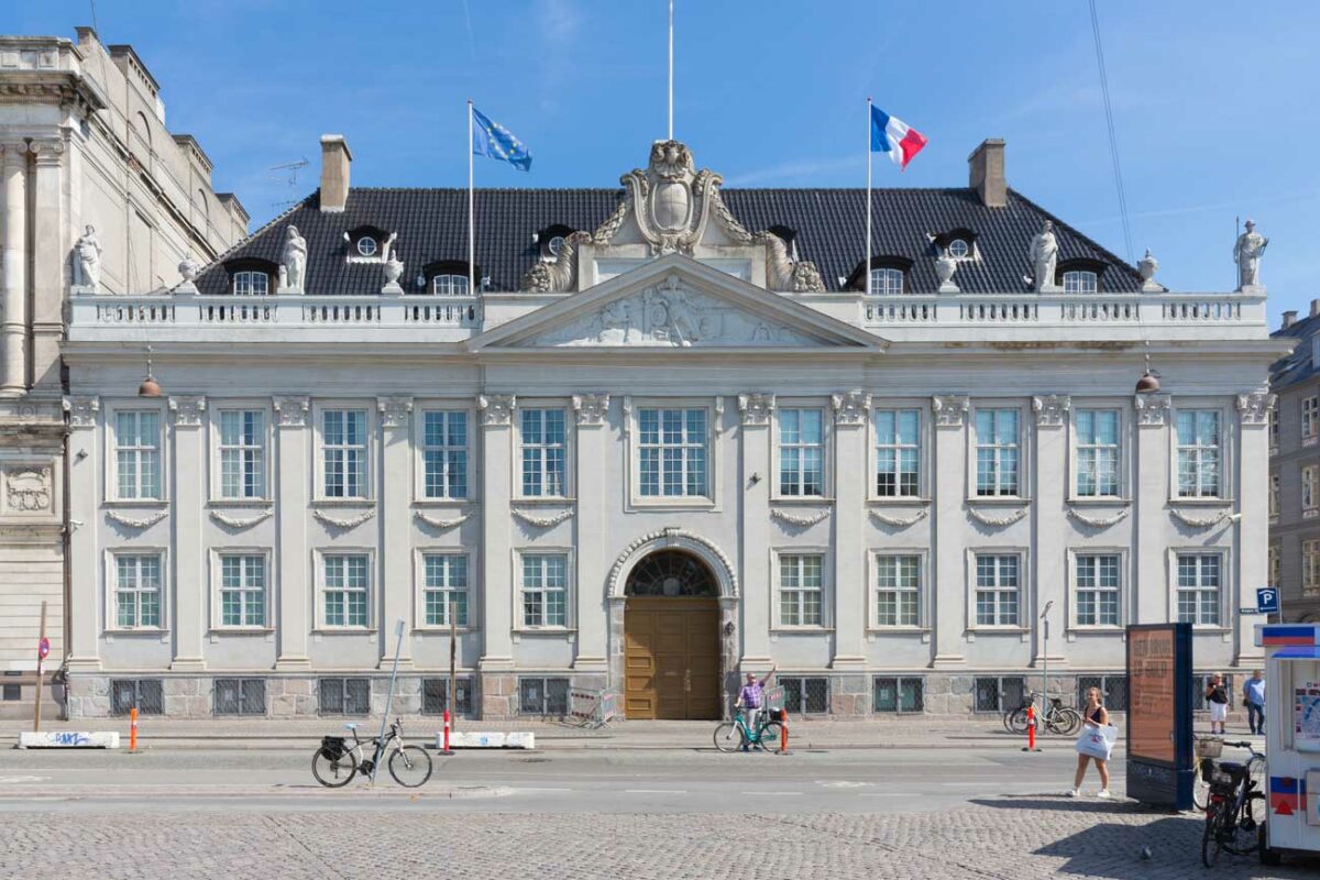 La princesse Marie reçue officier de l'ordre des Arts et des Lettres à ...