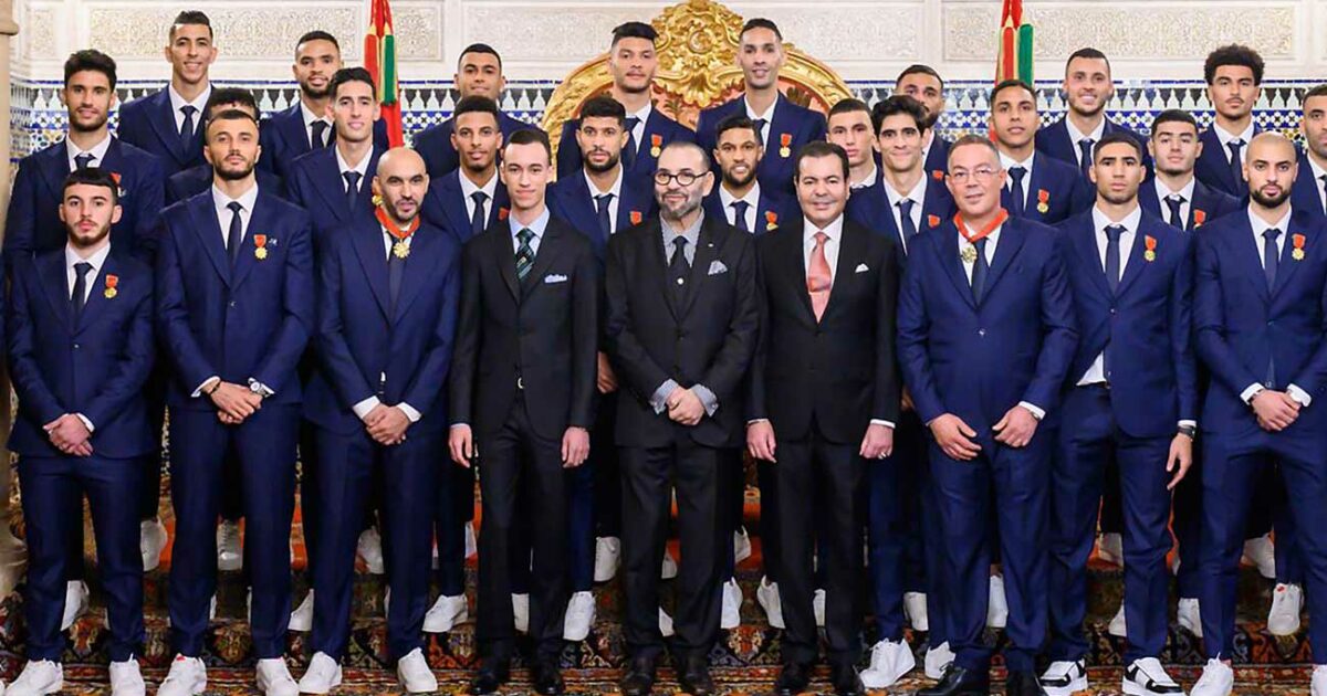Le roi Mohammed VI invite l'équipe nationale de football et les mamans ...