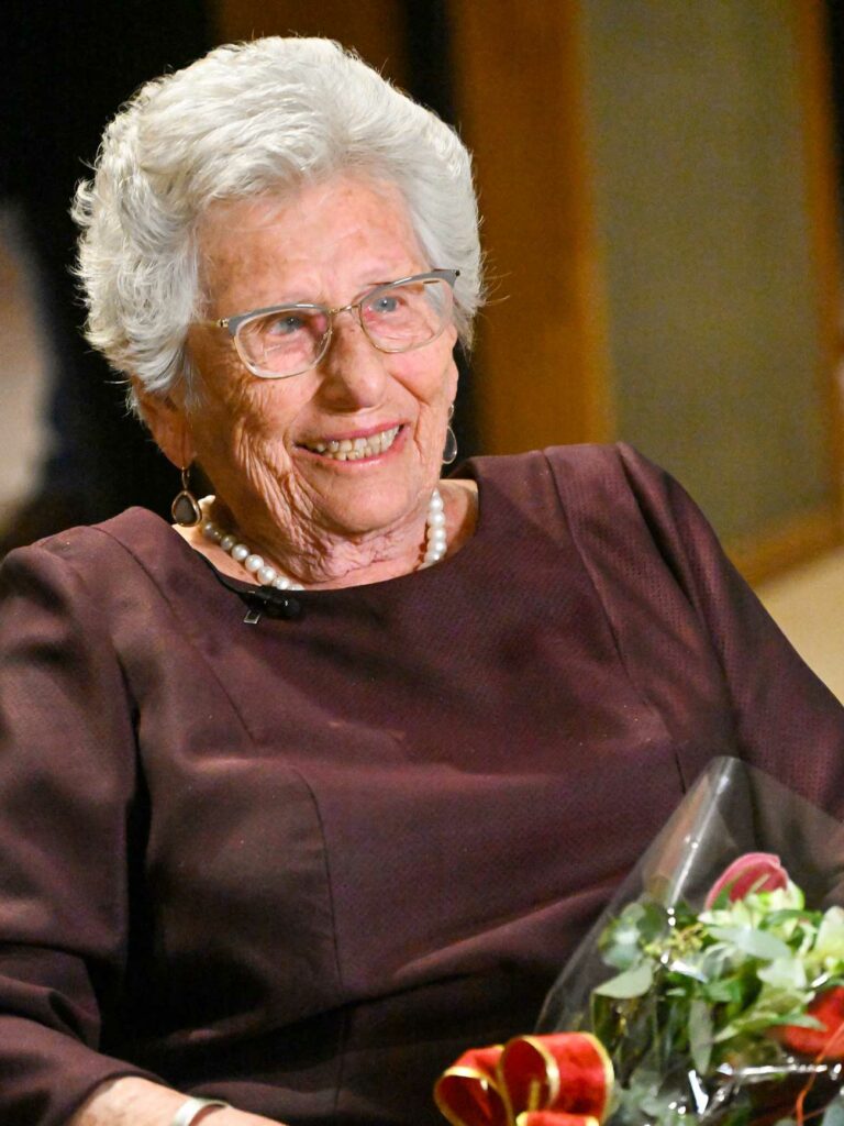 La princesse Astrid assiste au spectacle de Noël de Dissimilis