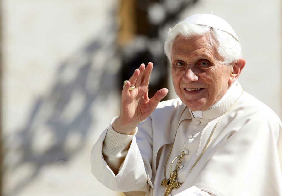 Le prince Jean d'Orléans pense avec émotion à son frère aîné, disparu ...