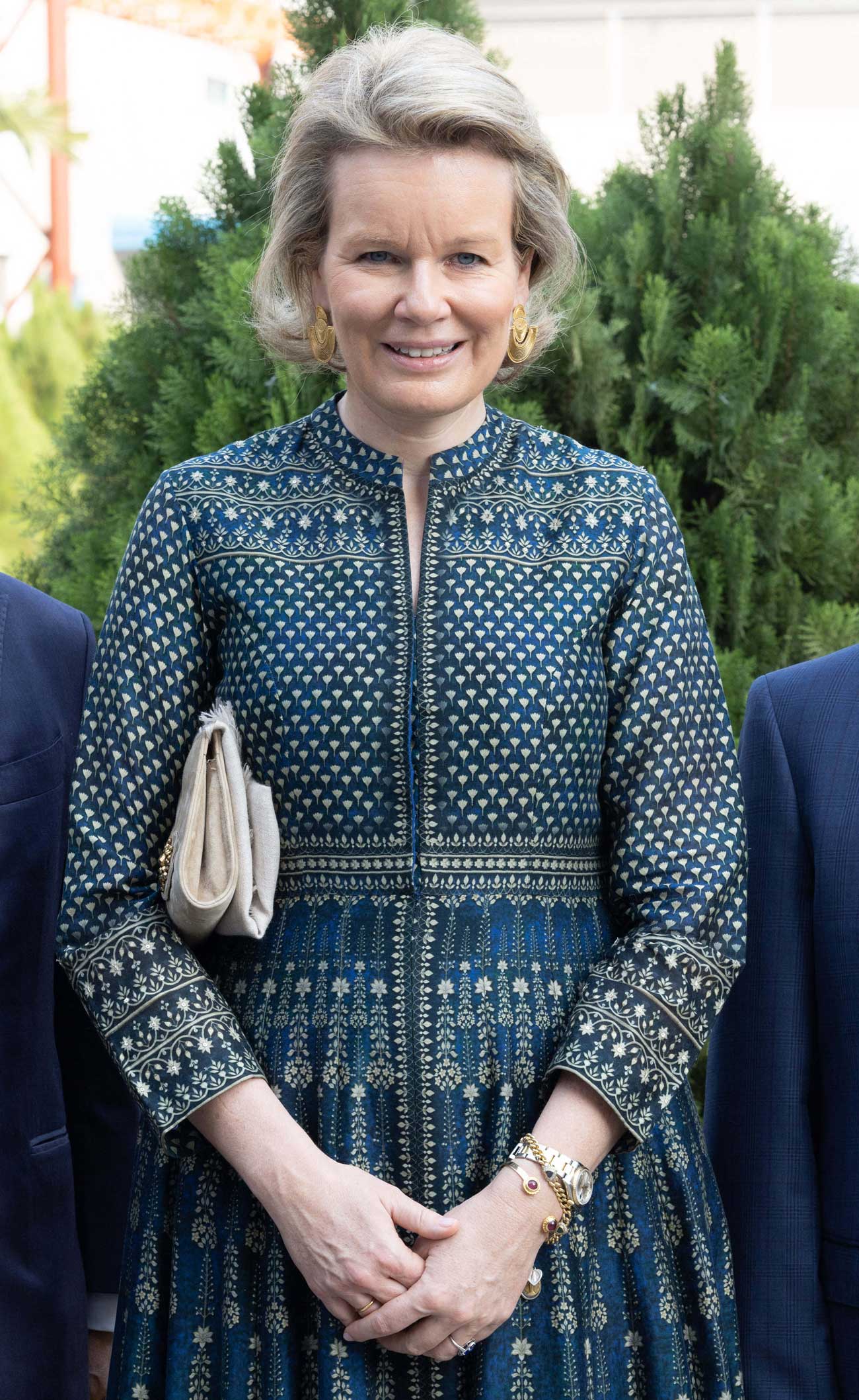 La reine Mathilde porte une magnifique robe indienne éthique pour ...