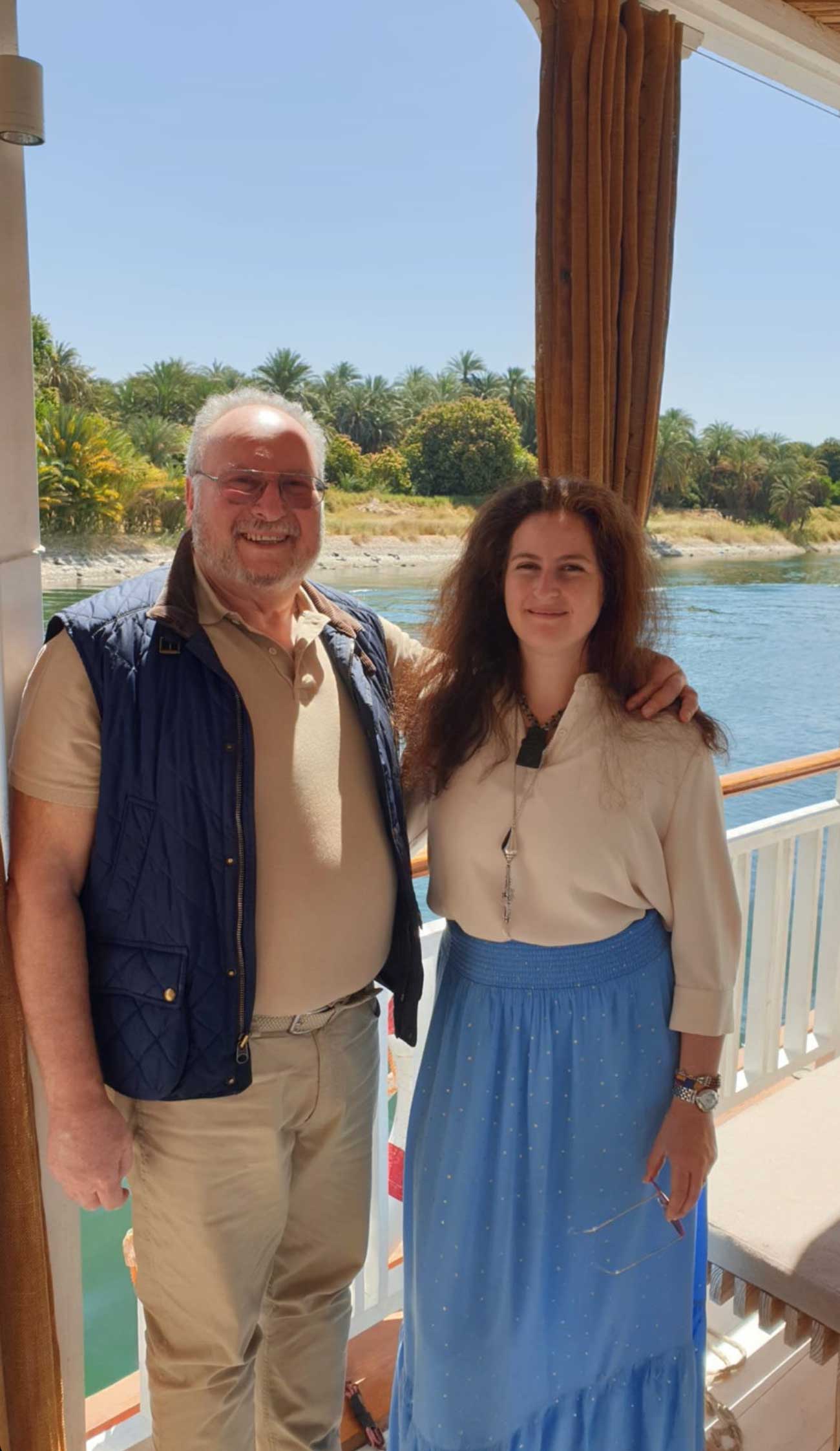 Le roi Fouad II de retour en Égypte avec ses enfants : croisière sur le ...