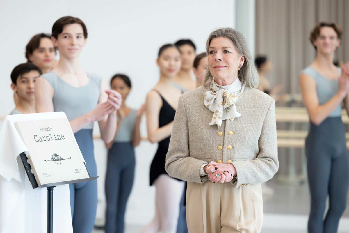 La princesse Caroline ouvre un studio de danse à son nom avec grâce