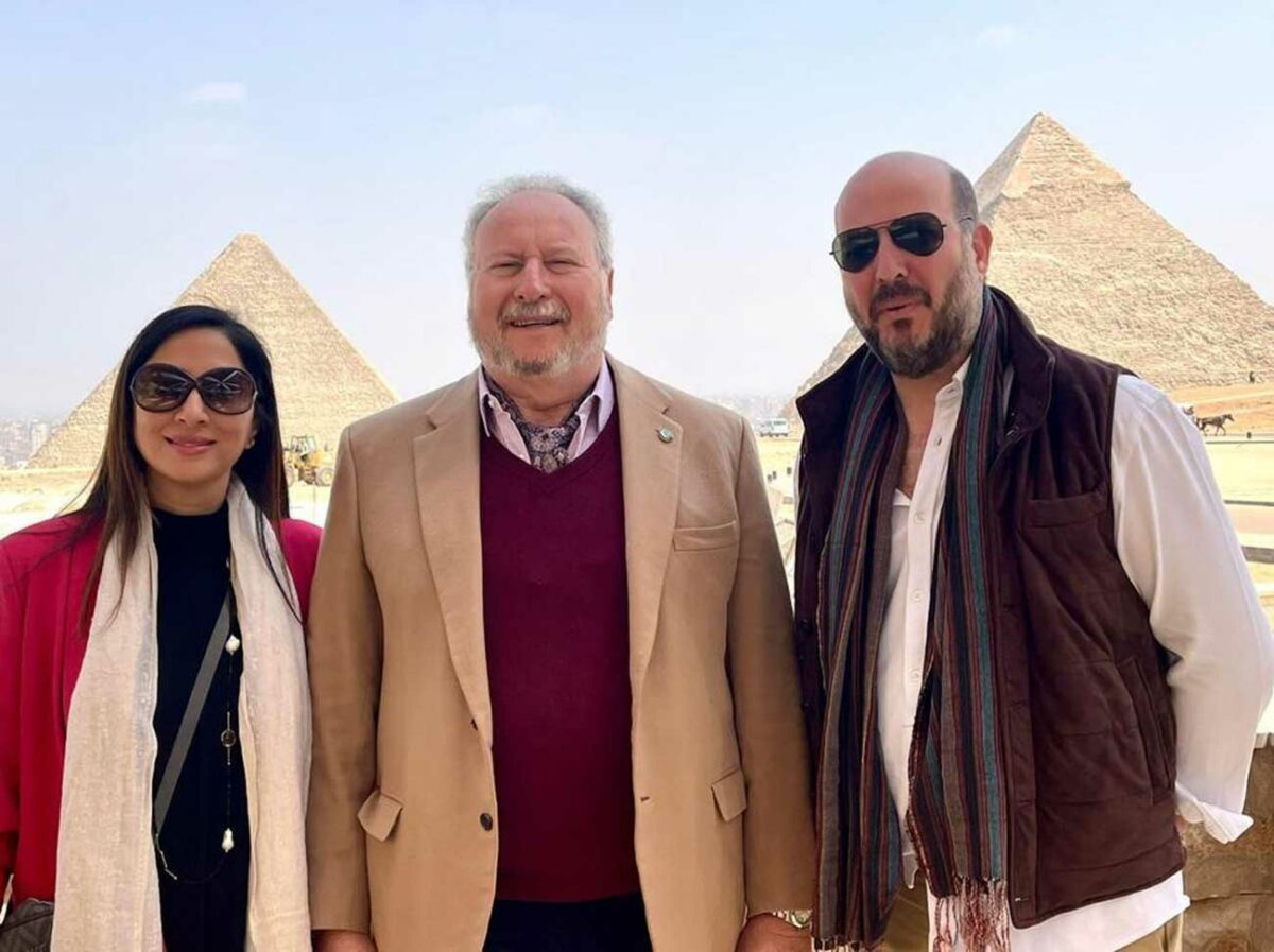 Le roi Fouad II de retour en Égypte avec ses enfants : croisière sur le ...