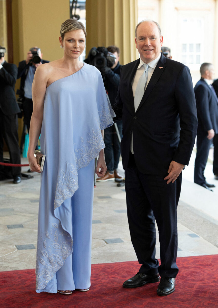 Les trois tenues portées par la princesse Charlène au couronnement du ...