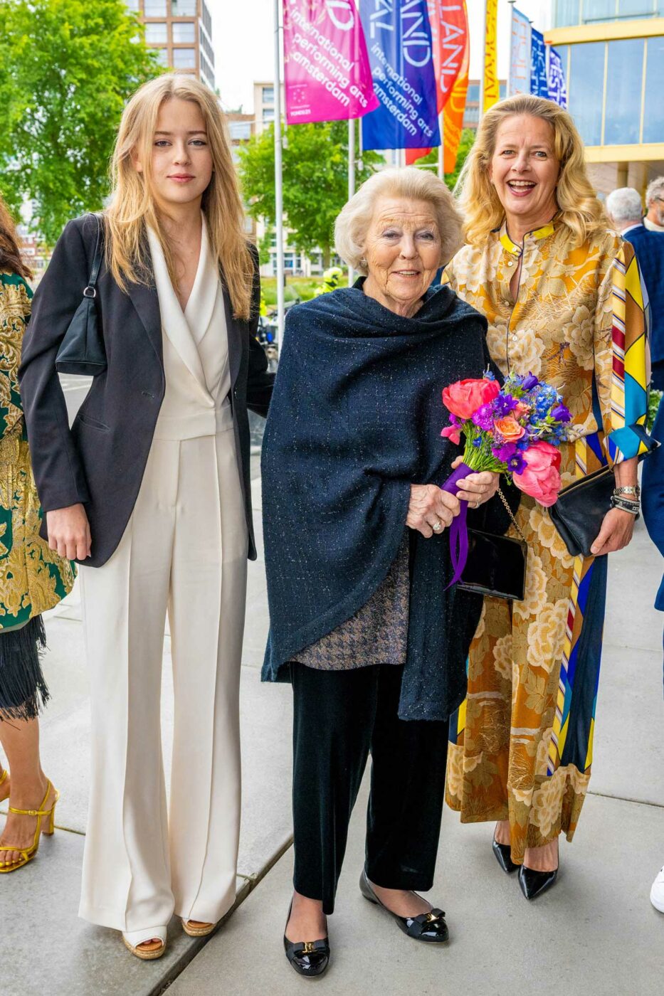 La comtesse Zaria : la petite-fille de Beatrix des Pays-Bas fait des ...