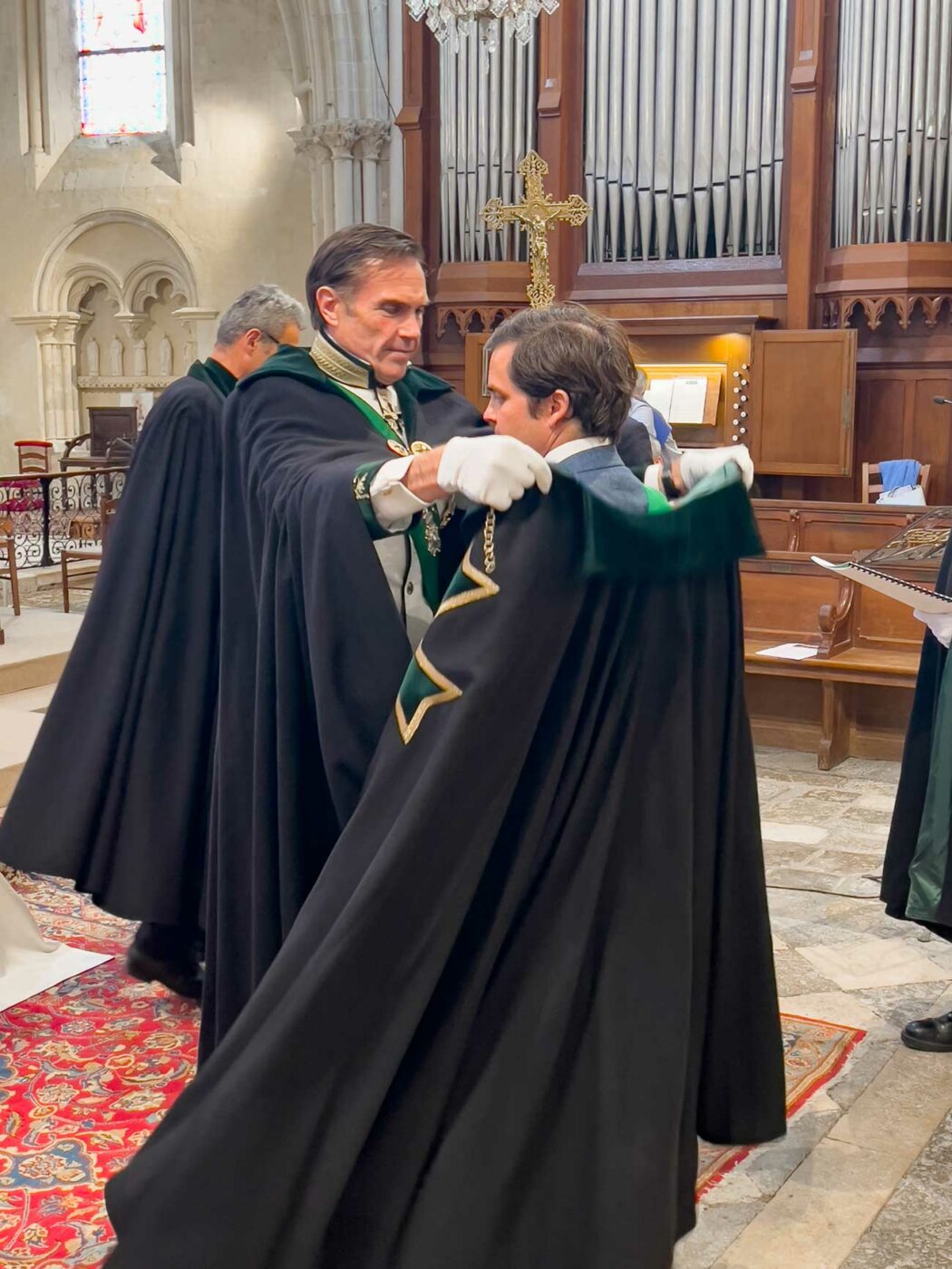 Le prince François d'Orléans investi chevalier grand-croix de l'ordre ...