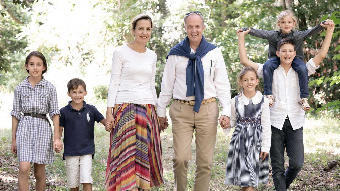 Un été dans l'Aude avec la famille royale de France : le comte de Paris ...