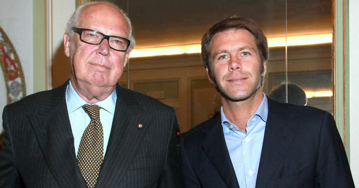 Le prince Emmanuel-Philibert réagit après la diffusion de la série Netflix sur son père réalisée ...