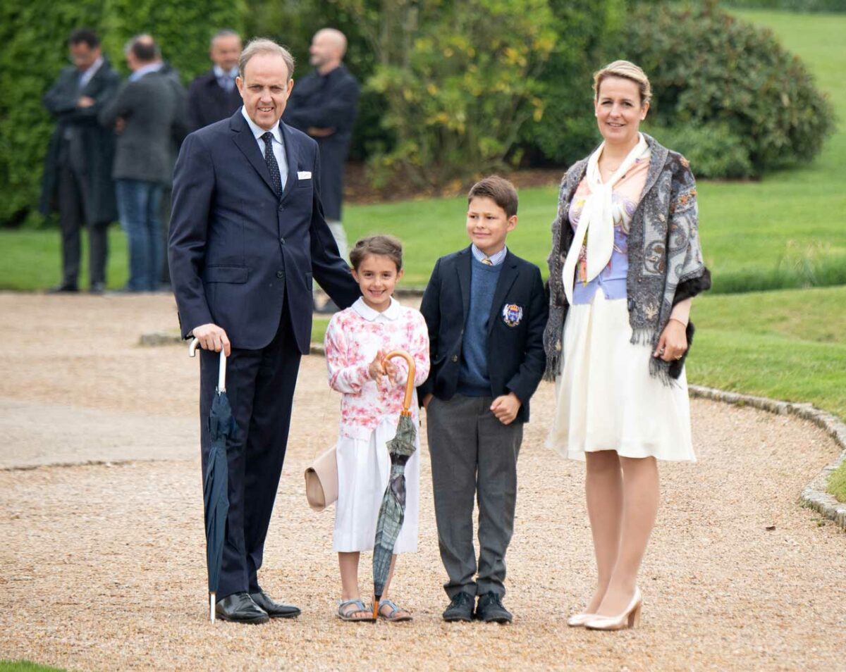 Le comte et la comtesse de Paris attendent leur sixième enfant