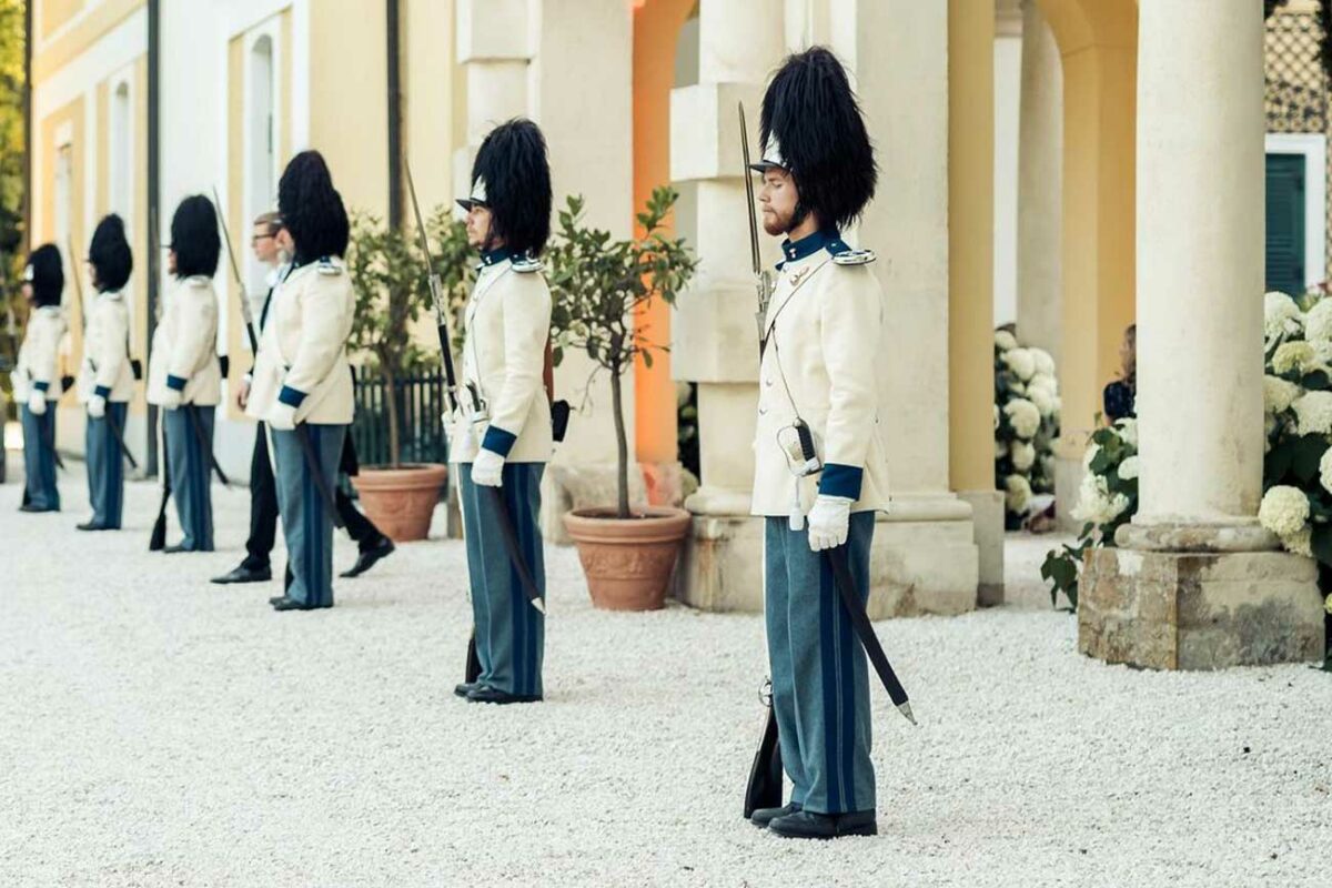Le splendide mariage du prince Ferdinand de Schwarzenberg en présence ...