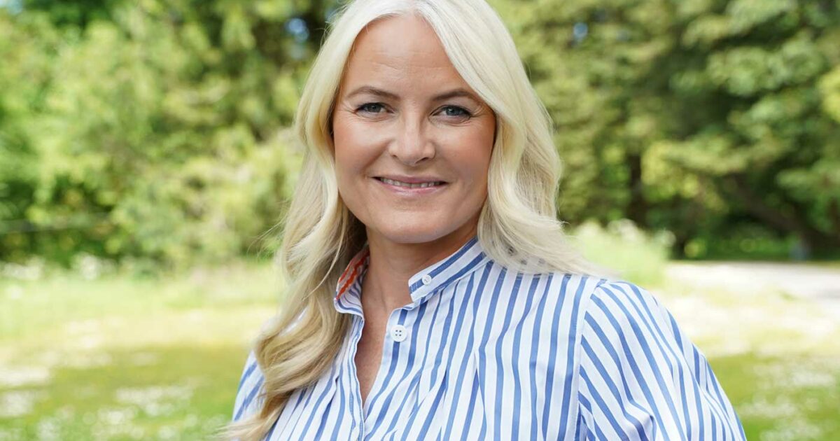 Mette-Marit de Norvège au Caire : littérature et aide humanitaire