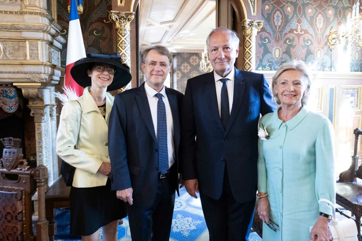 Le mariage du prince Charles-Philippe d'Orléans et de Naomi-Valeska ...