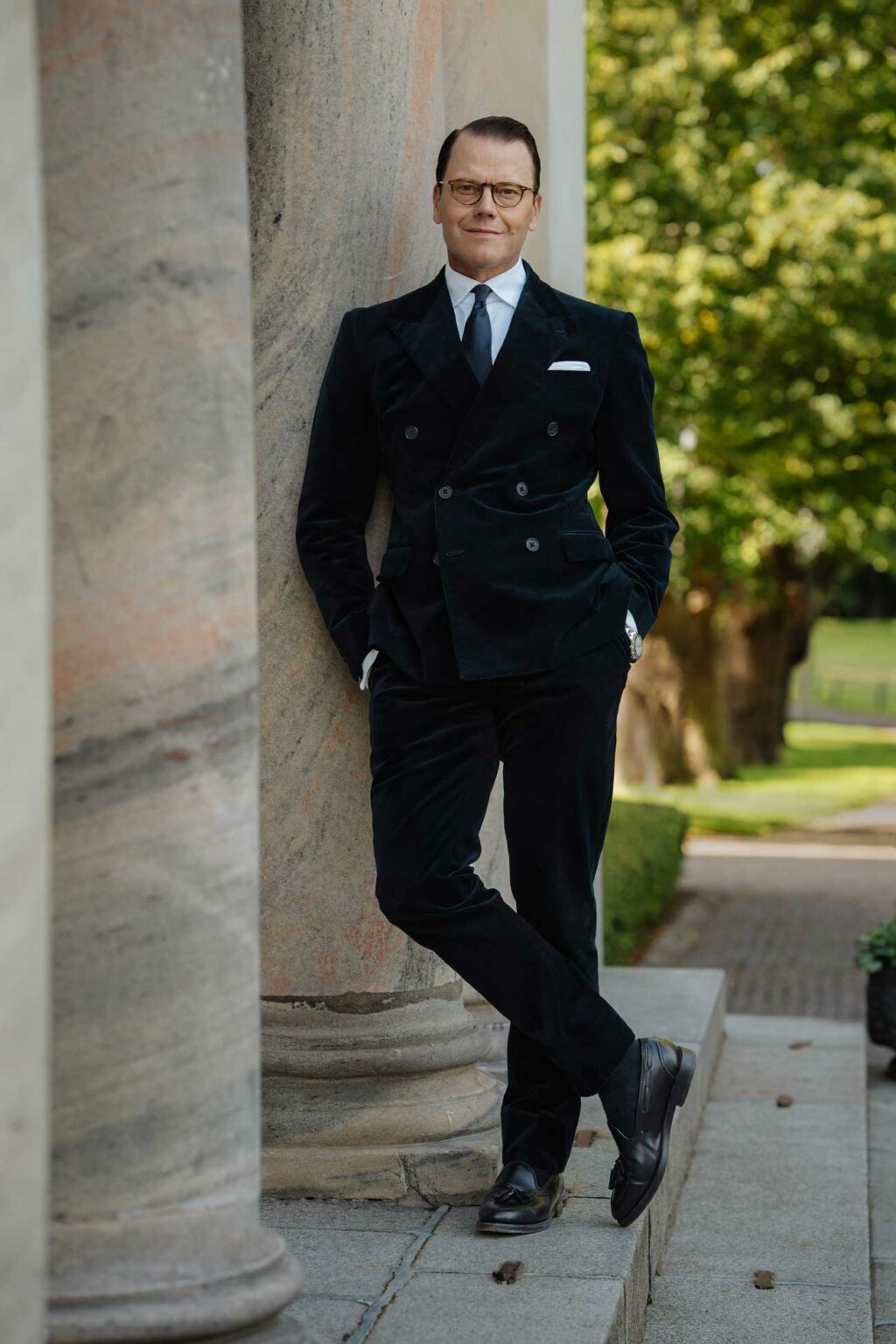 Le prince Daniel fête ses 50 ans dans l'ombre des 50 ans de règne de ...