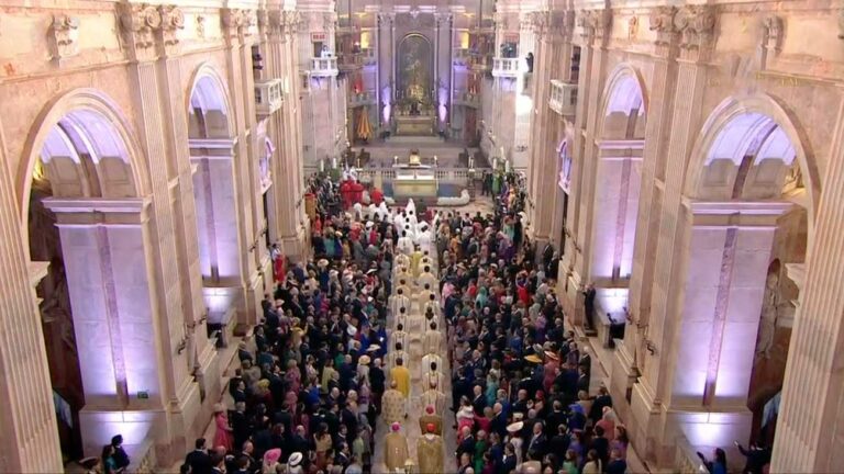 Le mariage de l'infante Maria Francisca en communion avec la population ...