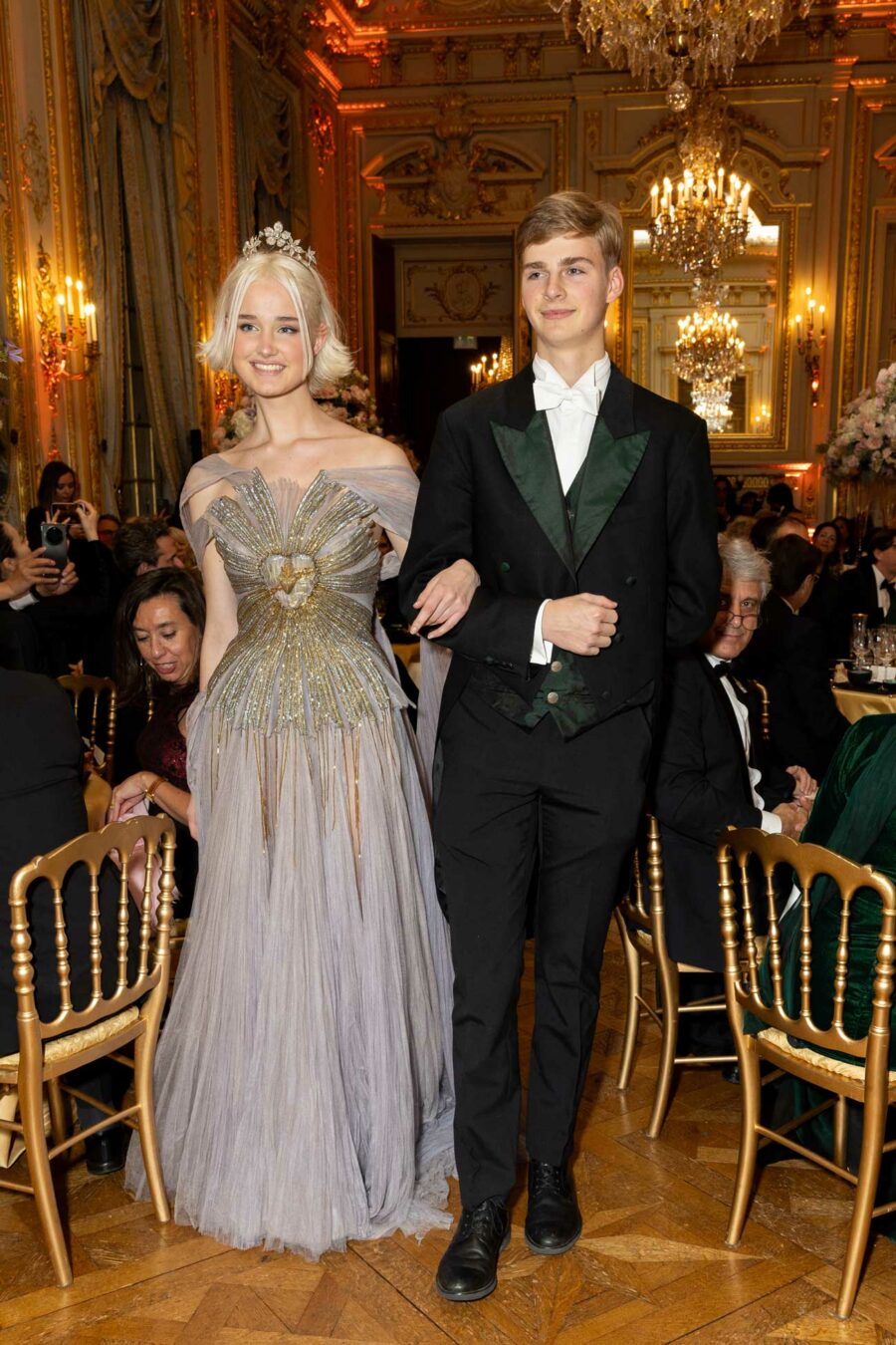 L'archiduc Károly-Konstantin charmant cavalier de la comtesse Lara ...