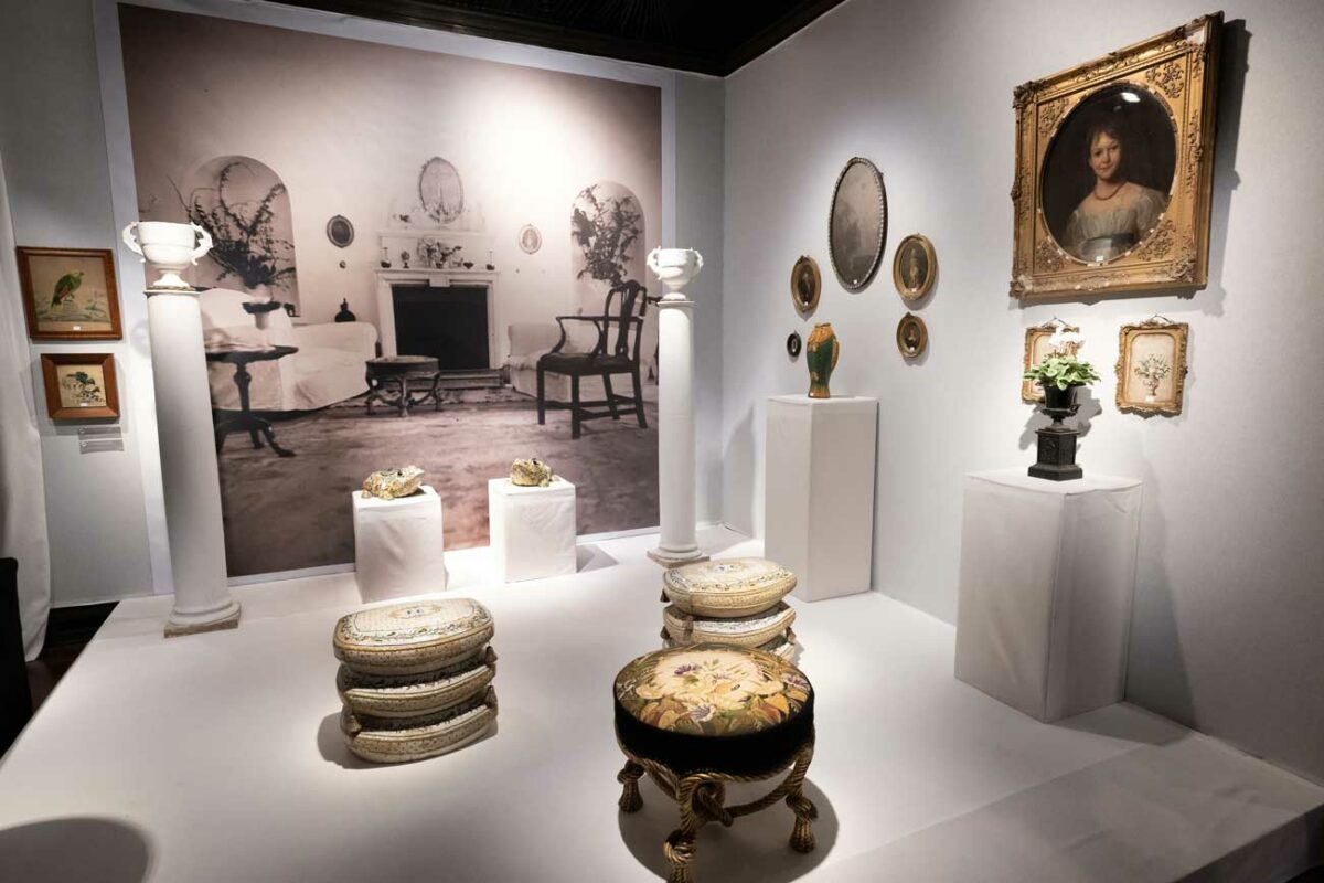 La princesse Maria Pia de Savoie à la découverte de la collection ...