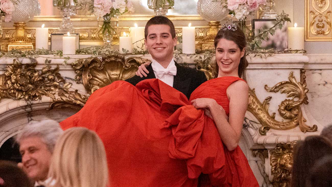 La marquise vénitienne Barbara Berlingieri glamour en Giambattista ...