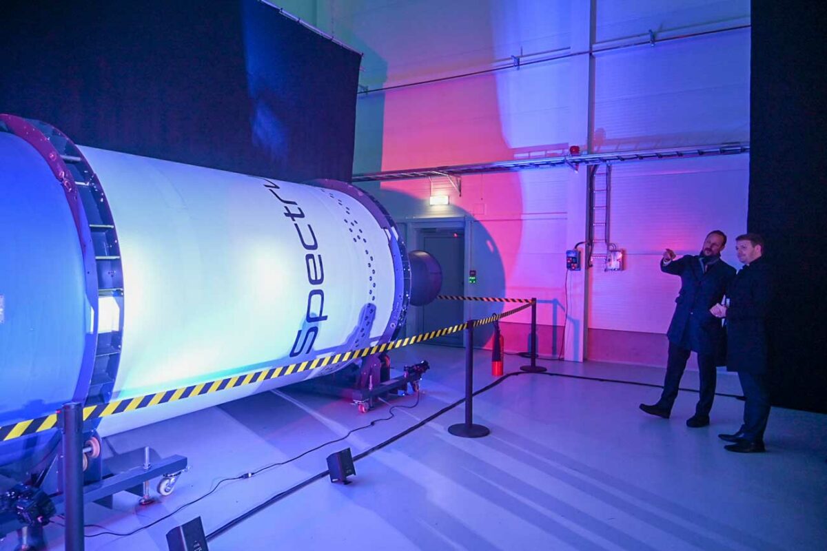 Le prince héritier Haakon inaugure la nouvelle base de lancement de ...