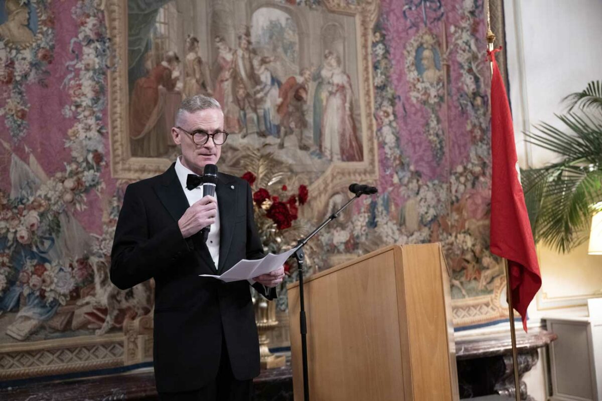 Le prince Emmanuel-Philibert de Savoie entouré de sa famille au gala ...